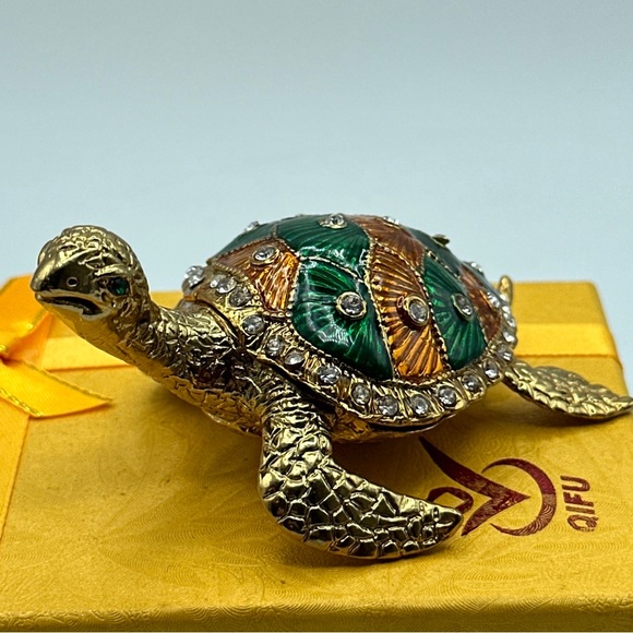 QIFU | Jewelry | Vintage Qifu Trinket Box Rooster And Turtle | Poshmark